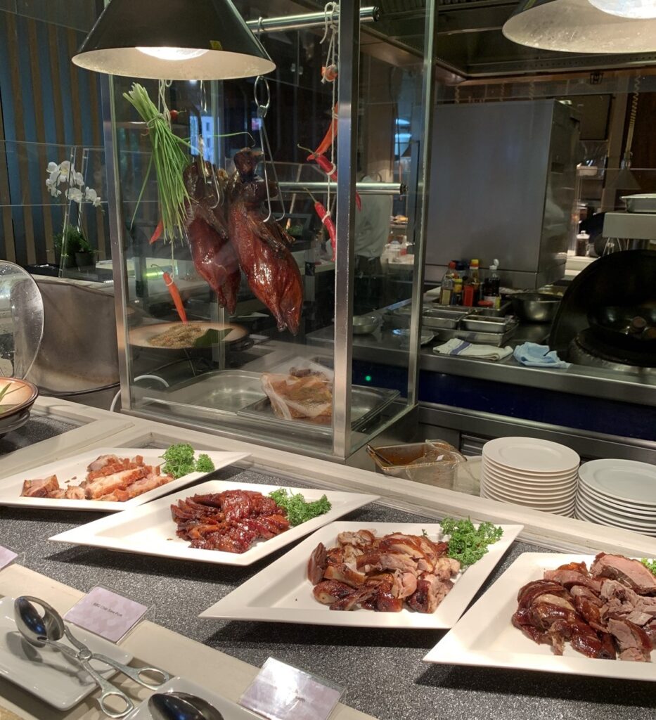 Crossroads at Singapore Marriott Tang Plaza Hotel – The international ...