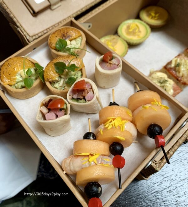 PARKROYAL COLLECTION Marina Bay Portman’s Bar Afternoon Tea – In a ...