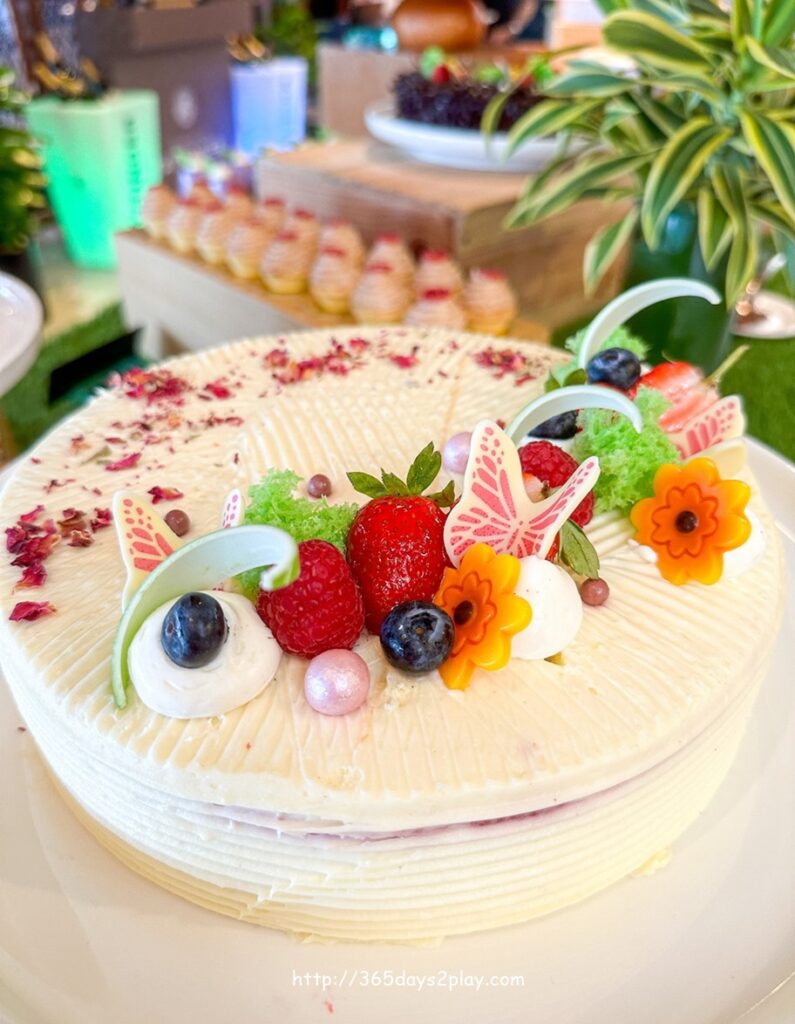 Pan Pacific Edge Sunday Brunch Buffet – Food is great and there’s even ...